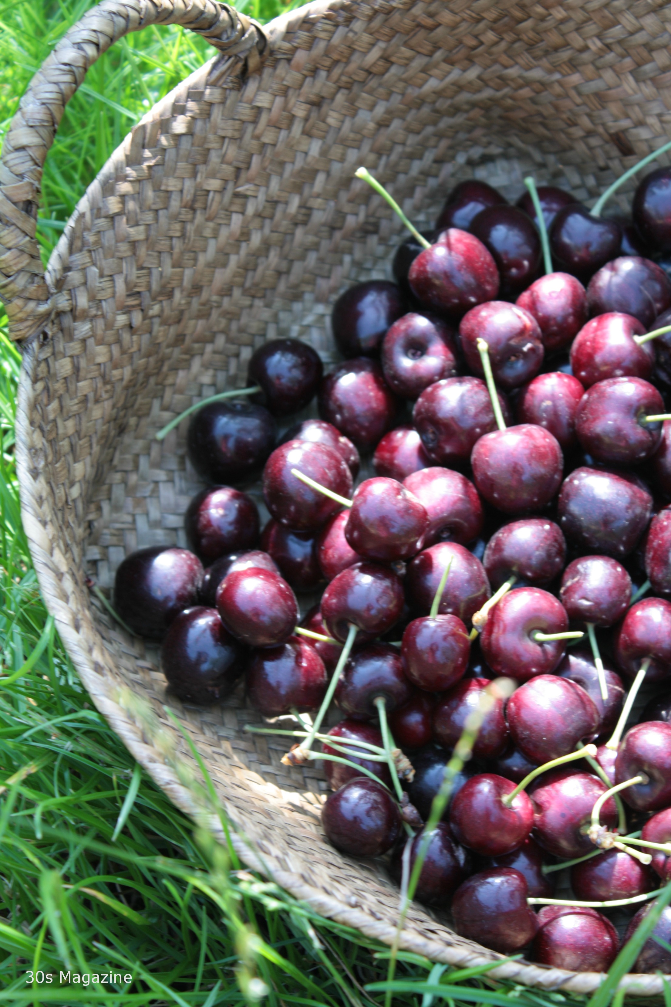 30s Magazine - cherries