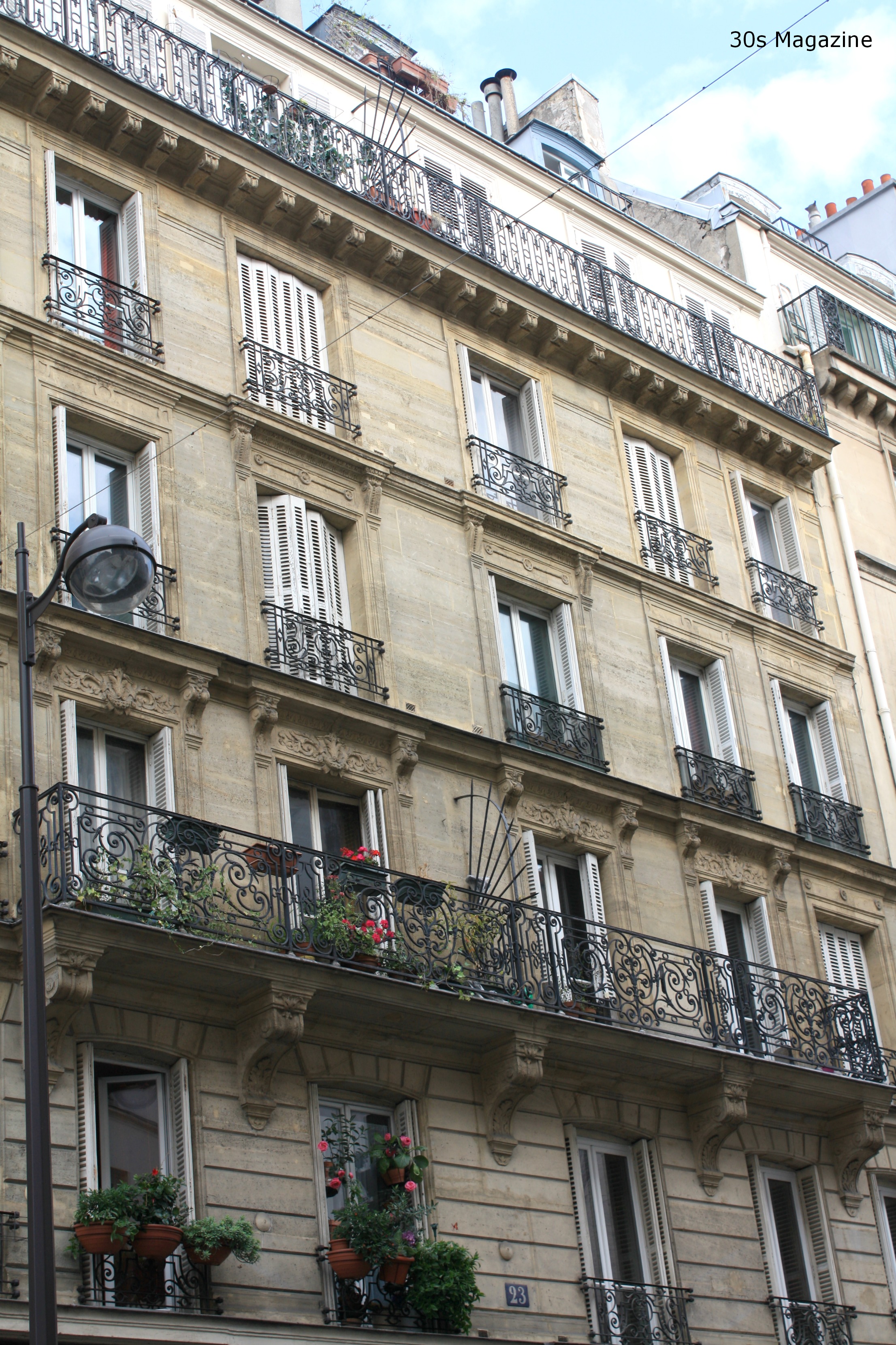 30s Magazine - Parisian balconies